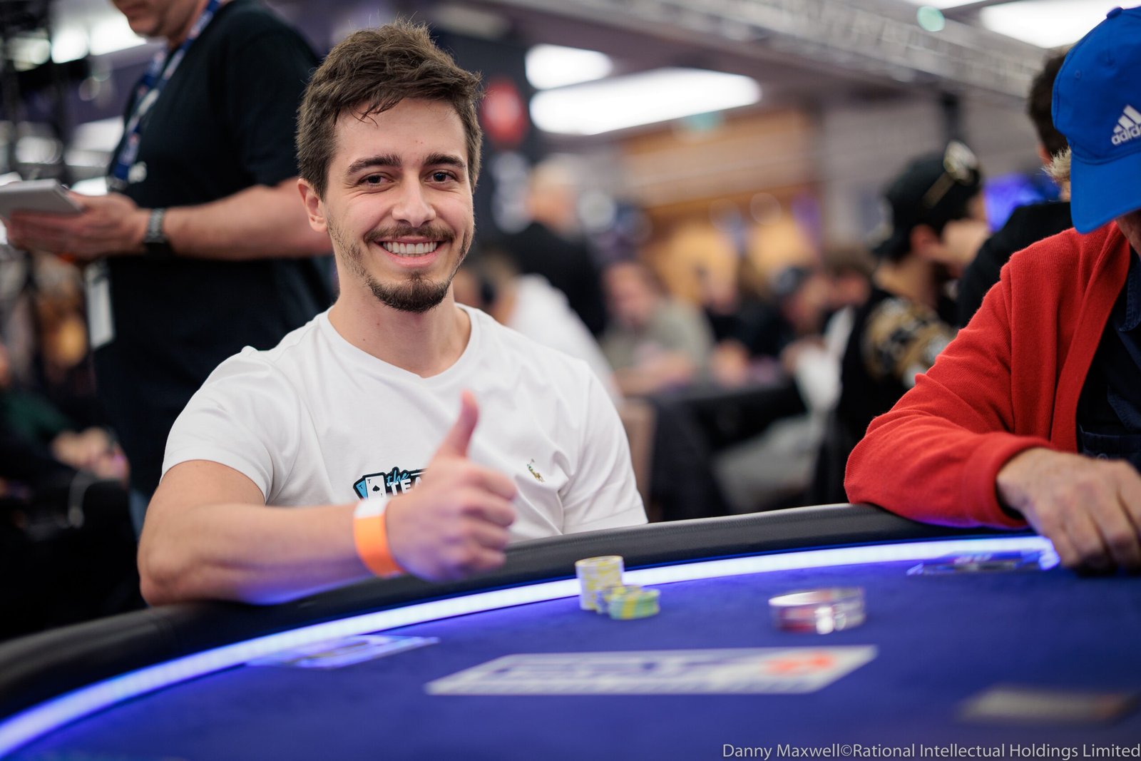 BRASILEIROS AVANÇAM NO RANKING DE POKER ONLINE